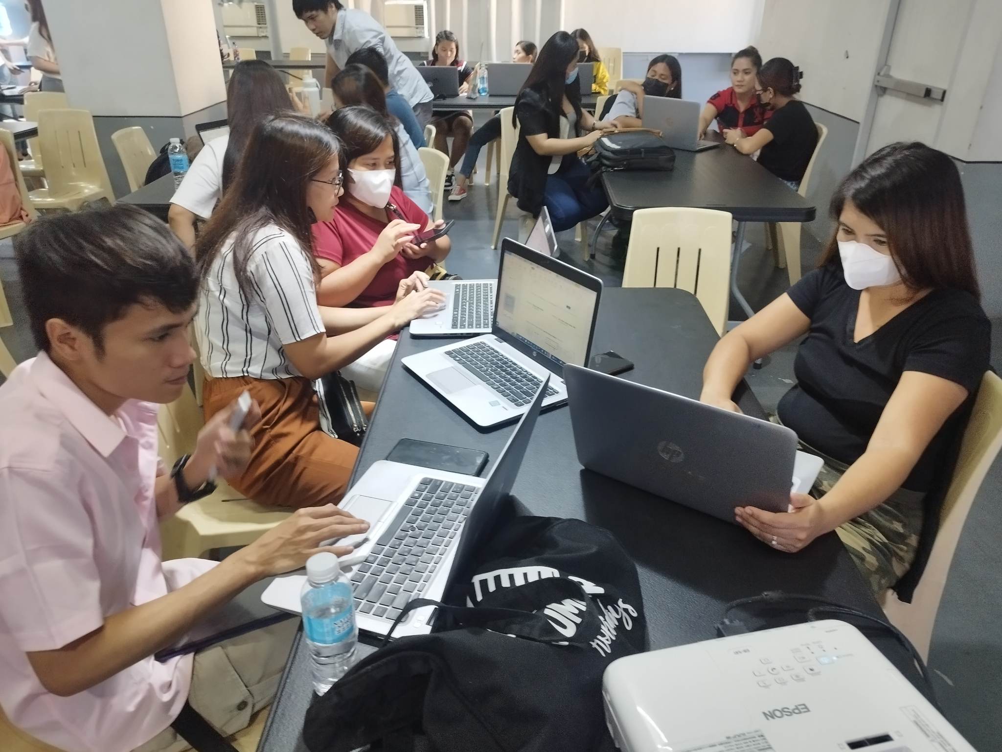 “YMCA Manila Gives Hope to 100 Mothers” - Youth-Led Solutions ...